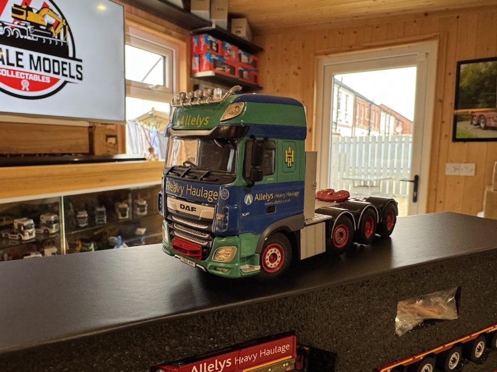 Allelys Heavy Haulage DAF XF530 8x4 - WSI - NI Scale Models